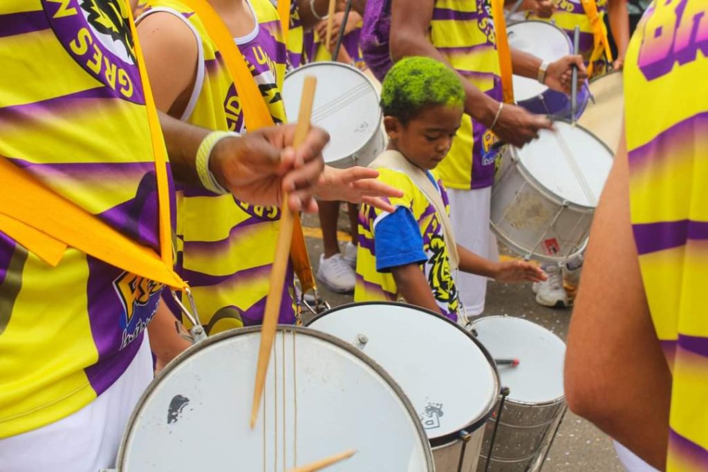 Desfile da Mocidade Unida da Cohab celebrará 10 anos da escola - Curta ...